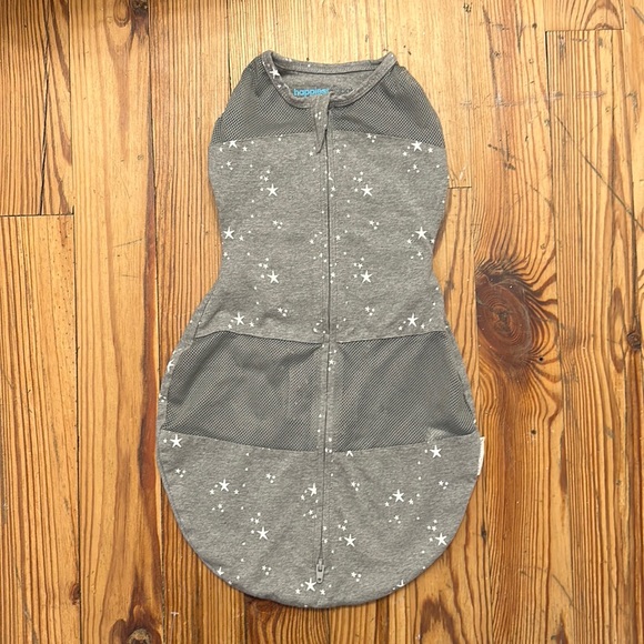 Happiest Baby Snoo | Pajamas | Like New Happiest Baby Snoo Sleepsack ...